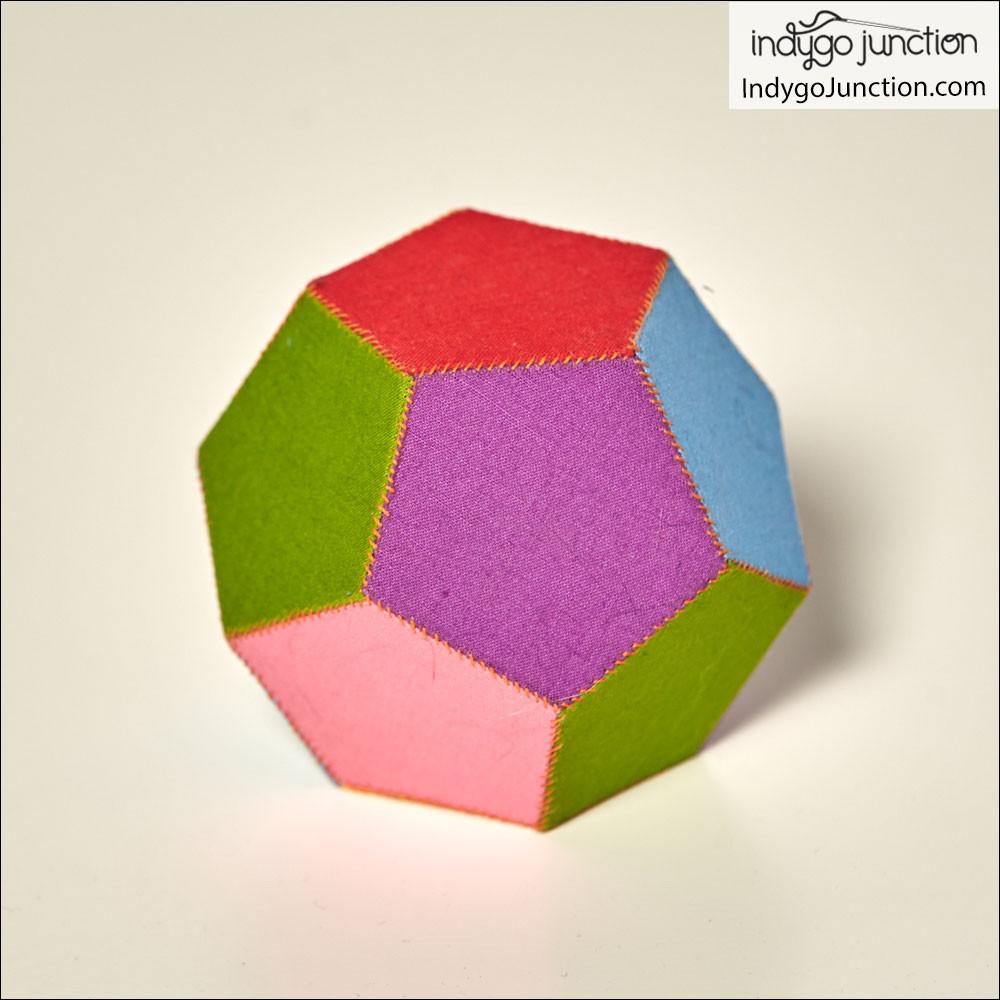 Faceted Spheres & Bowl Pattern - Fabriflair